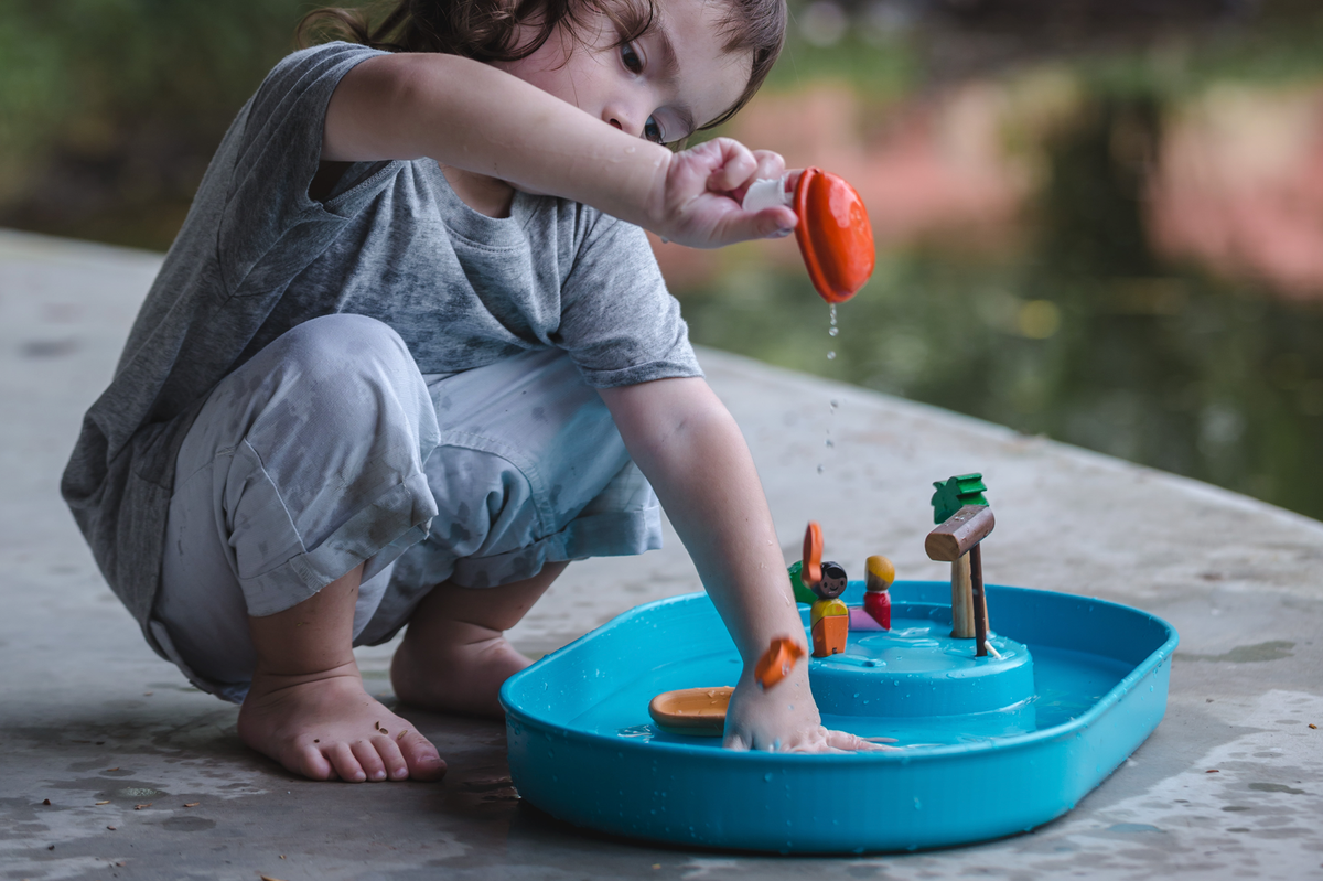 Water Play Set – Big Little Universe